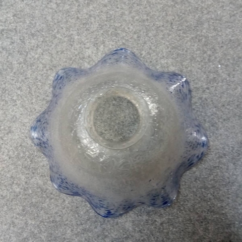 bs3676 吹雪文ガラス電笠 【大正浪漫 びいどろ屋】